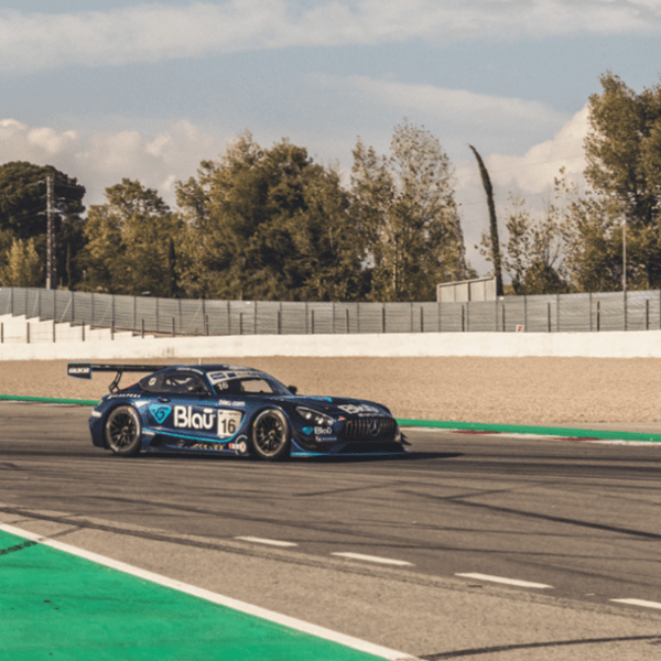 Enhancing Racetrack Safety with Concrete Barriers | 48 Barriers